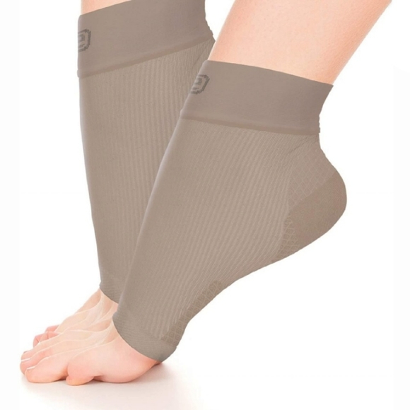 Go2 | Accessories | Nwt Go2 Compression Ankle Socks Plantar Fasciitis ...